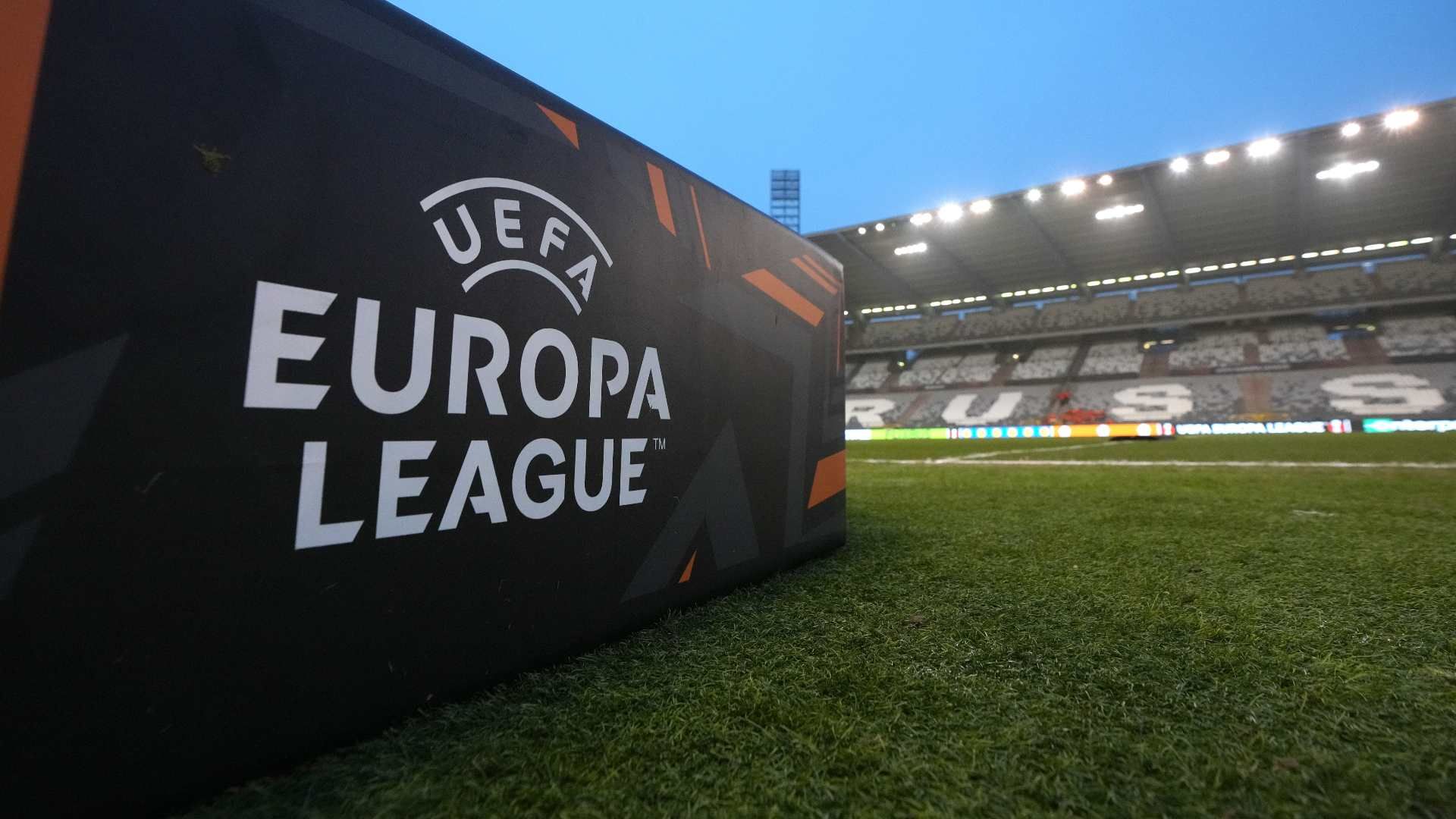 RTL, Sky oder DAZN für das Halbfinale der Europa League: Welcher Sender zeigt / überträgt die ...